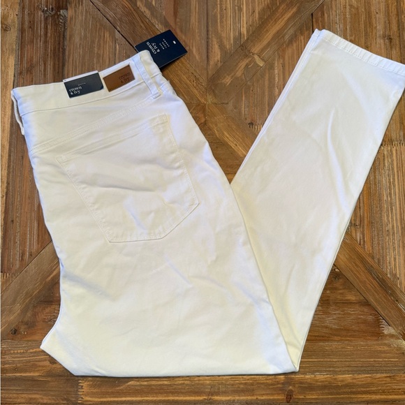 crown & ivy | Jeans | Crown Ivy Womens White Jeans Size 4 | Poshmark